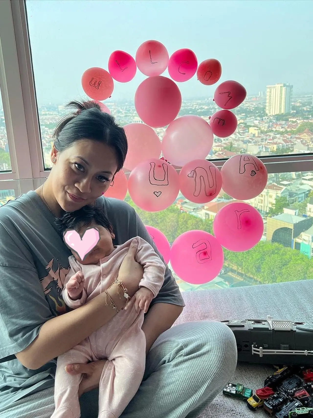 Meninggal Usai Sedot Lemak, Ini 6 Potret Nanie Darham dan Keluarga ...