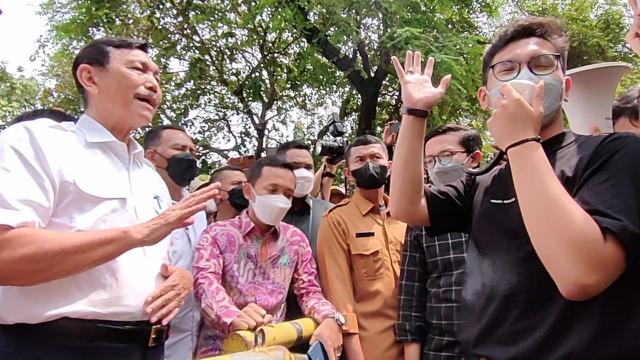 Diadang Bem Ui Ini Jawaban Luhut Soal Big Data Dan Penundaan Pemilu