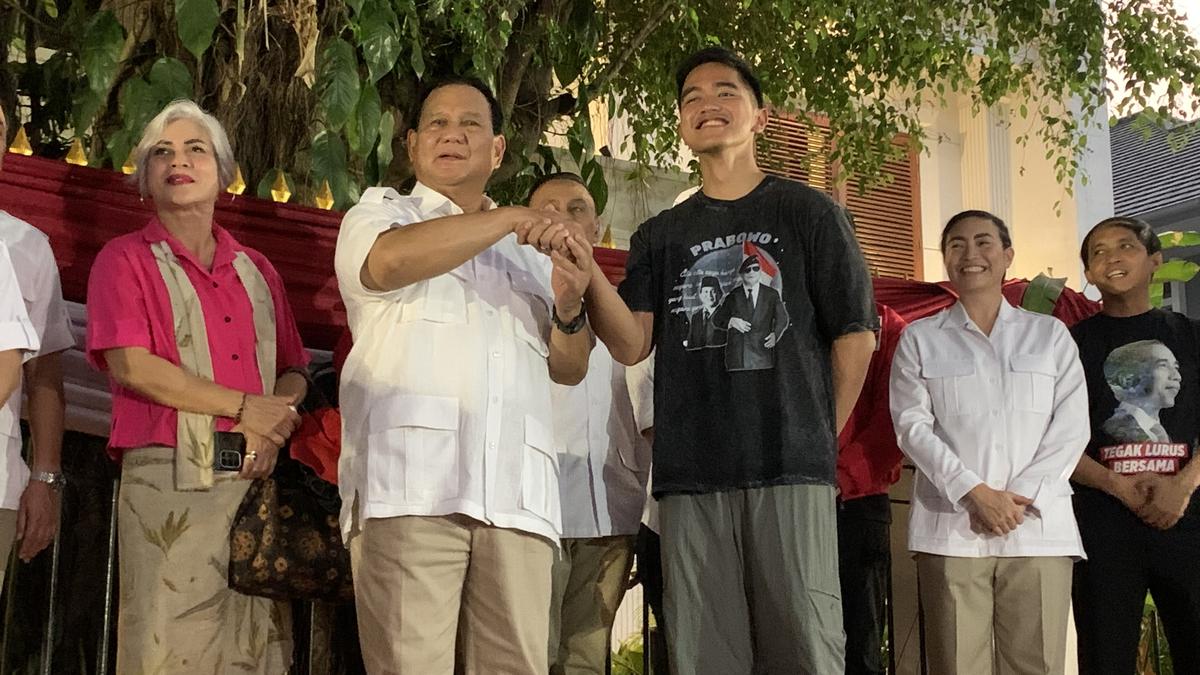 Pakai Baju Bergambar Prabowo, Kaesang Pangarep: Saya Ngefans - News ...