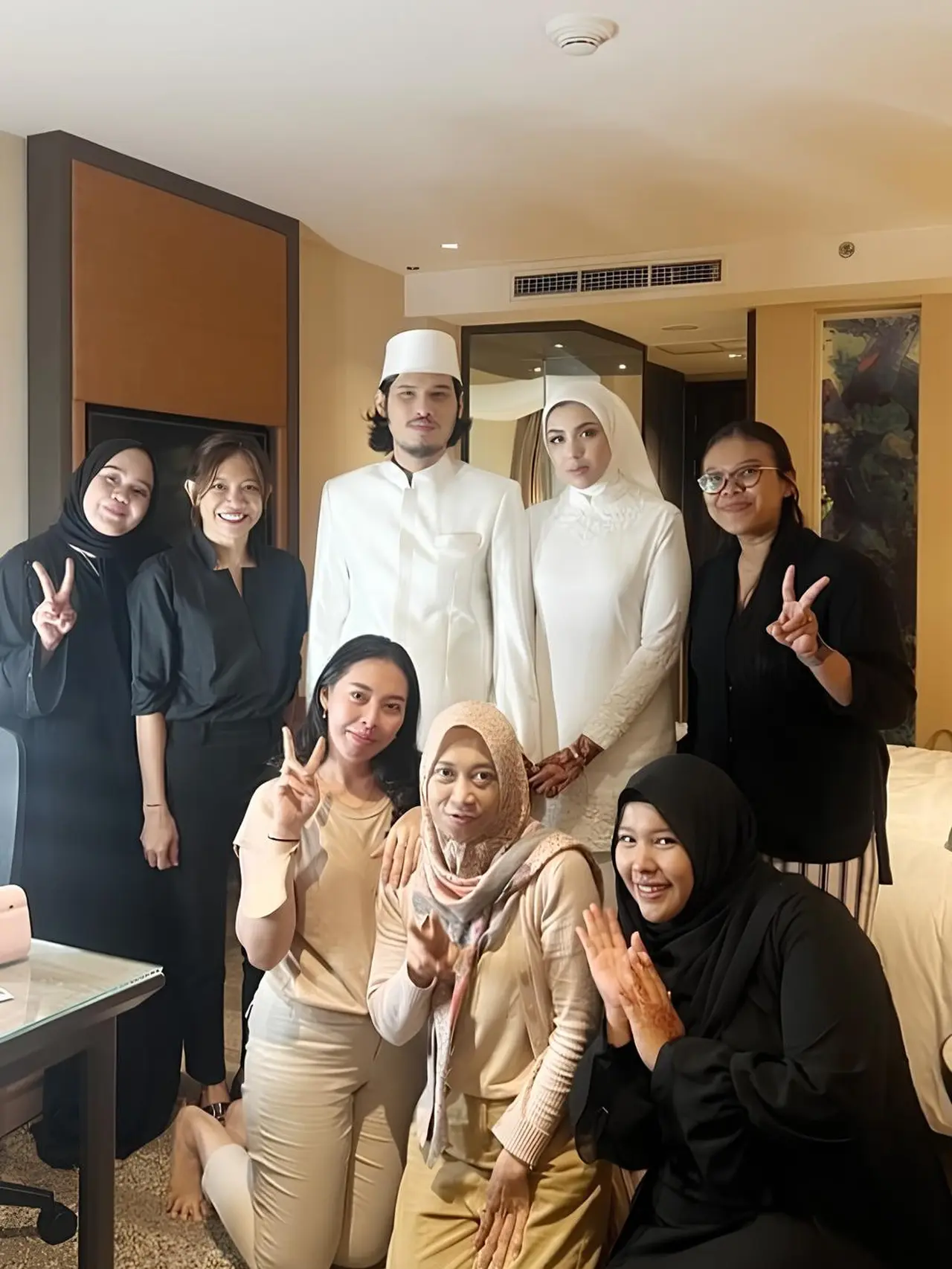 7 Potret Sausan Sabrina Istri Virzha Berdarah Arab, Pamer Wajah Natural ...