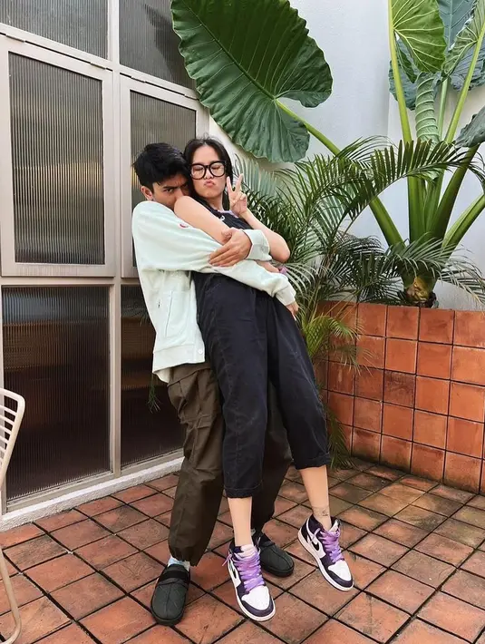Putus dari Ray Prasetya, Ini Gaya Pacaran Hasyakyla Utami dan Pacar ...