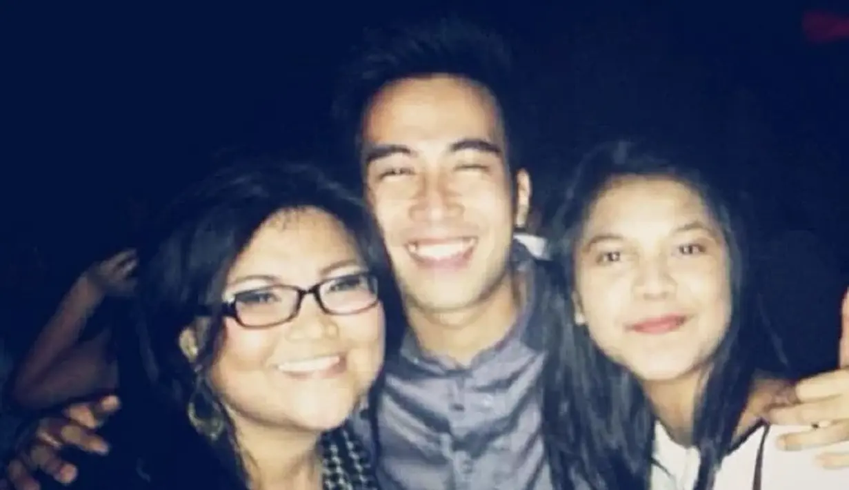 Potret Kedekatan Vidi Aldiano dengan Mendiang Shena Malsiana, Penuh Kenangan - Photo Fimela.com