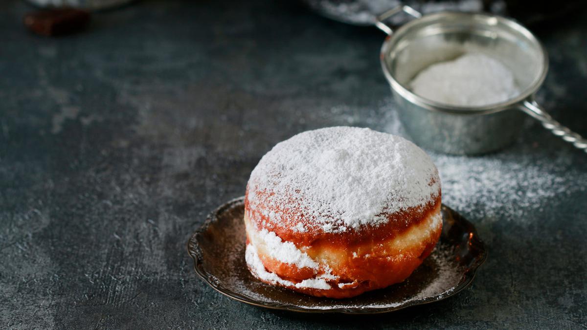 Cara Membuat Icing Sugar atau Gula Halus Untuk Taburan Kue - Food ...
