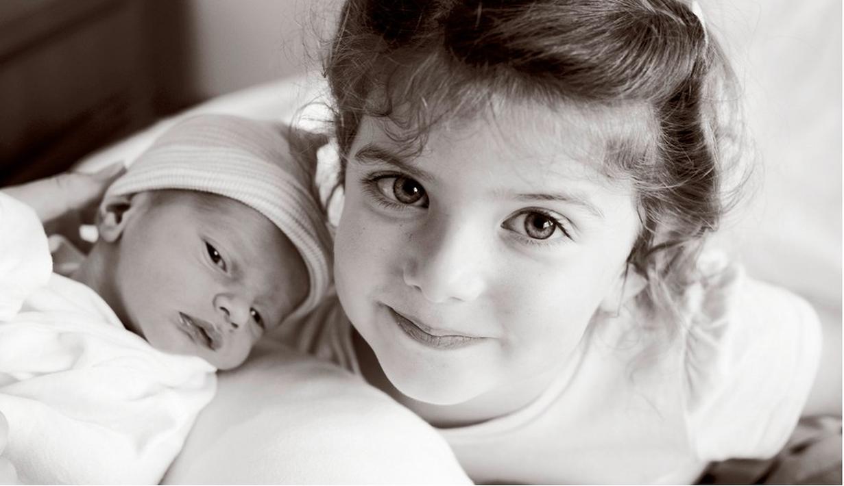 Bahagianya Anak-Anak Ini Menyambut Adik Bayinya yang Baru Lahir - Photo ...