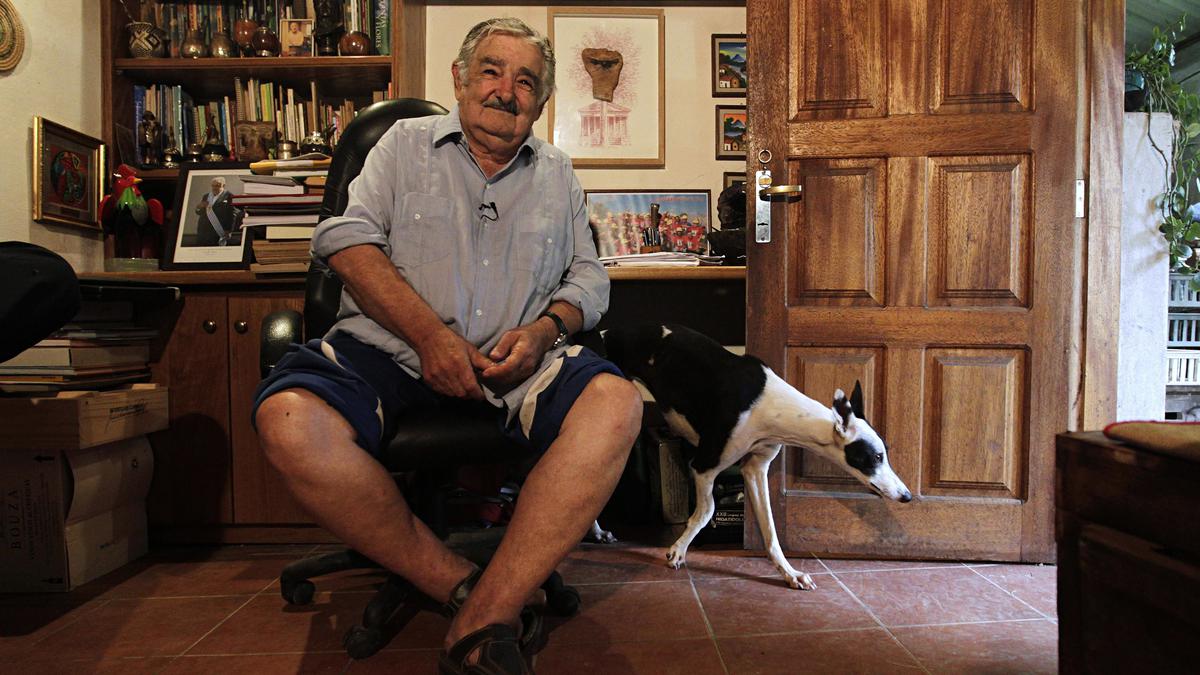 6 Kesederhanaan Mantan Presiden Uruguay yang Harus Kamu Tiru