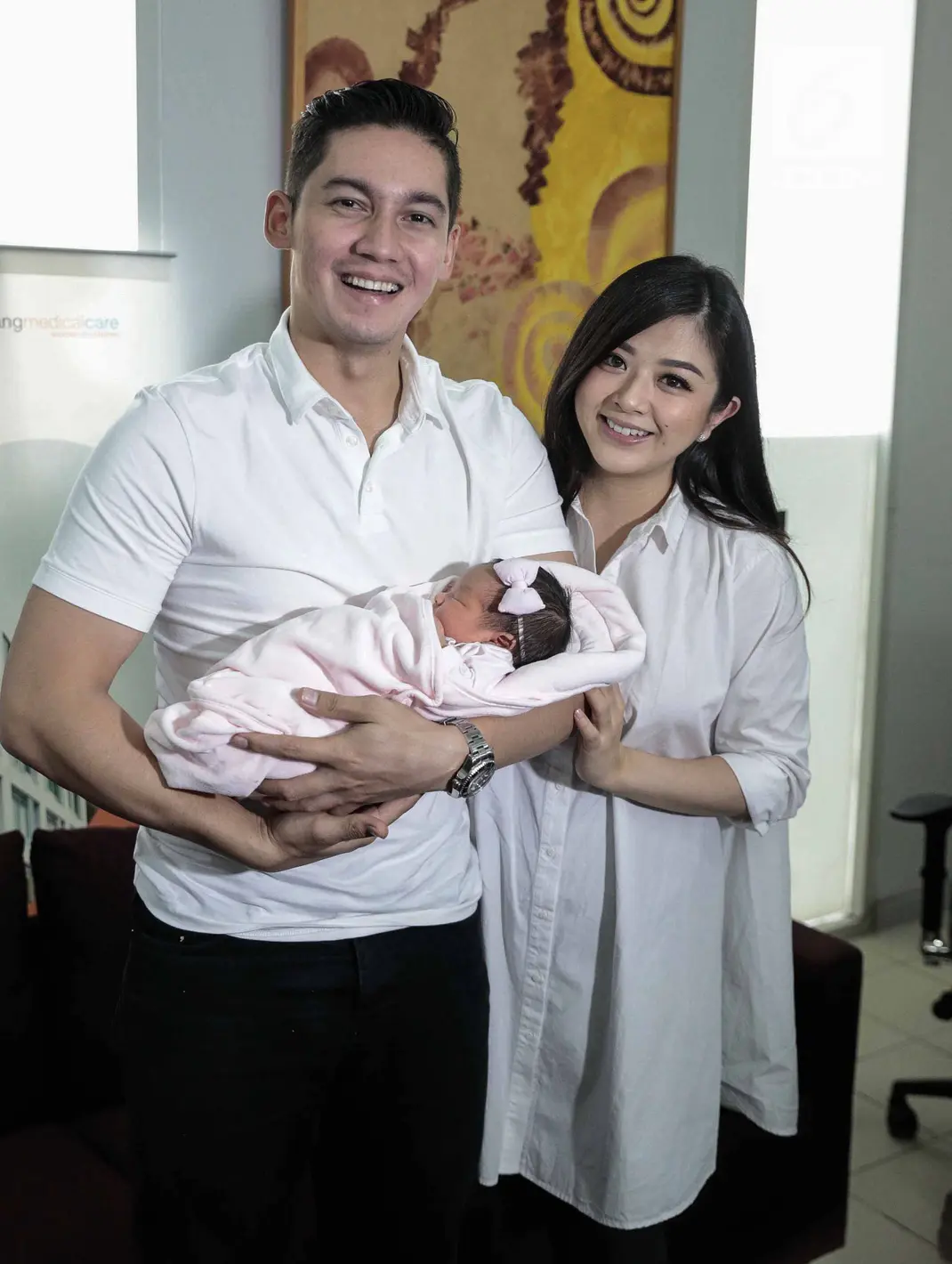 FOTO: Tangis Samuel Zylgwyn Lihat Perjuangan Franda Melahirkan Normal ...