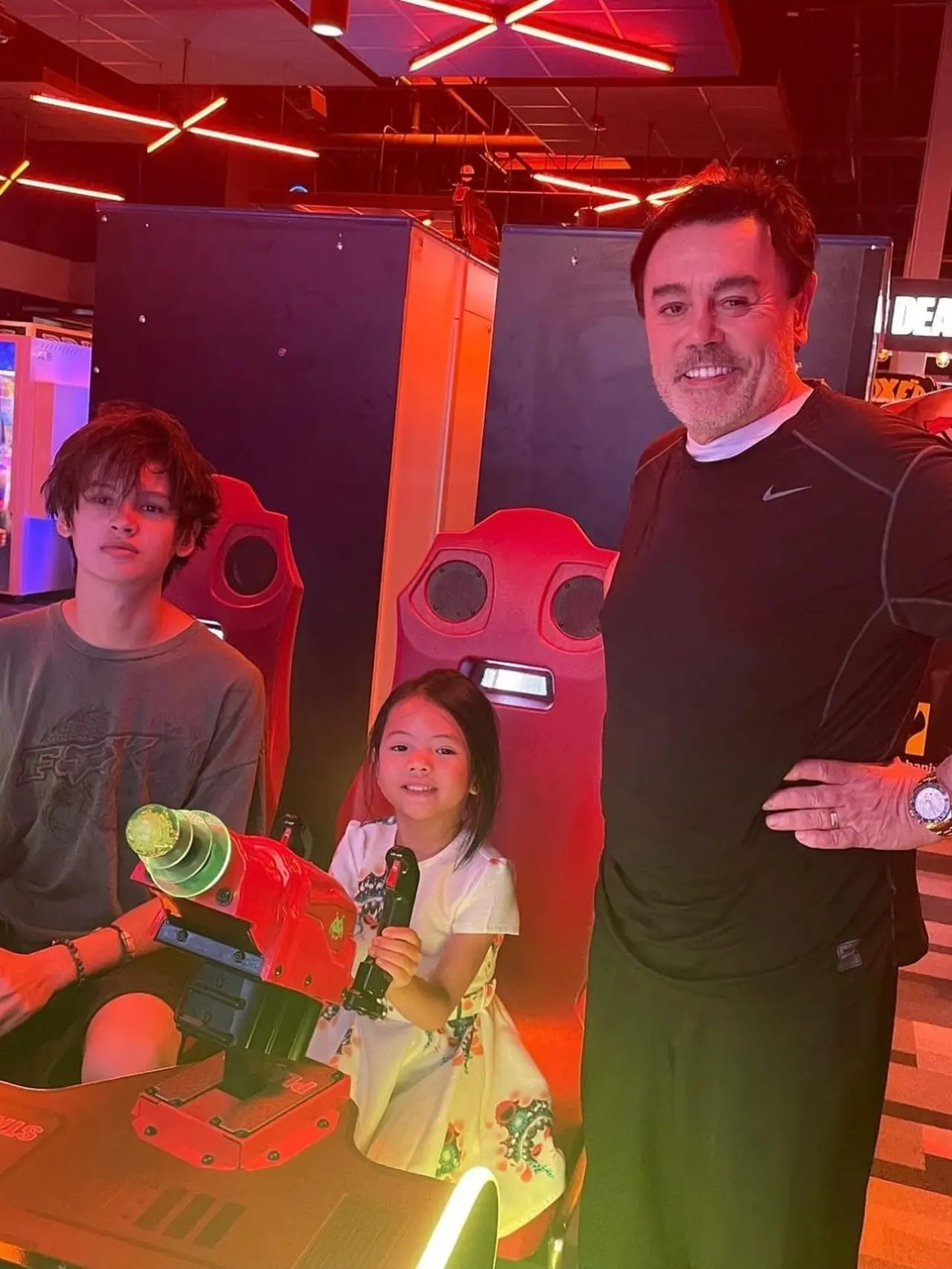 7 Potret Armand Fauzan Putra Farah Quinn Bareng Adik Sambung, Sosok Penyayang - Hot Liputan6.com