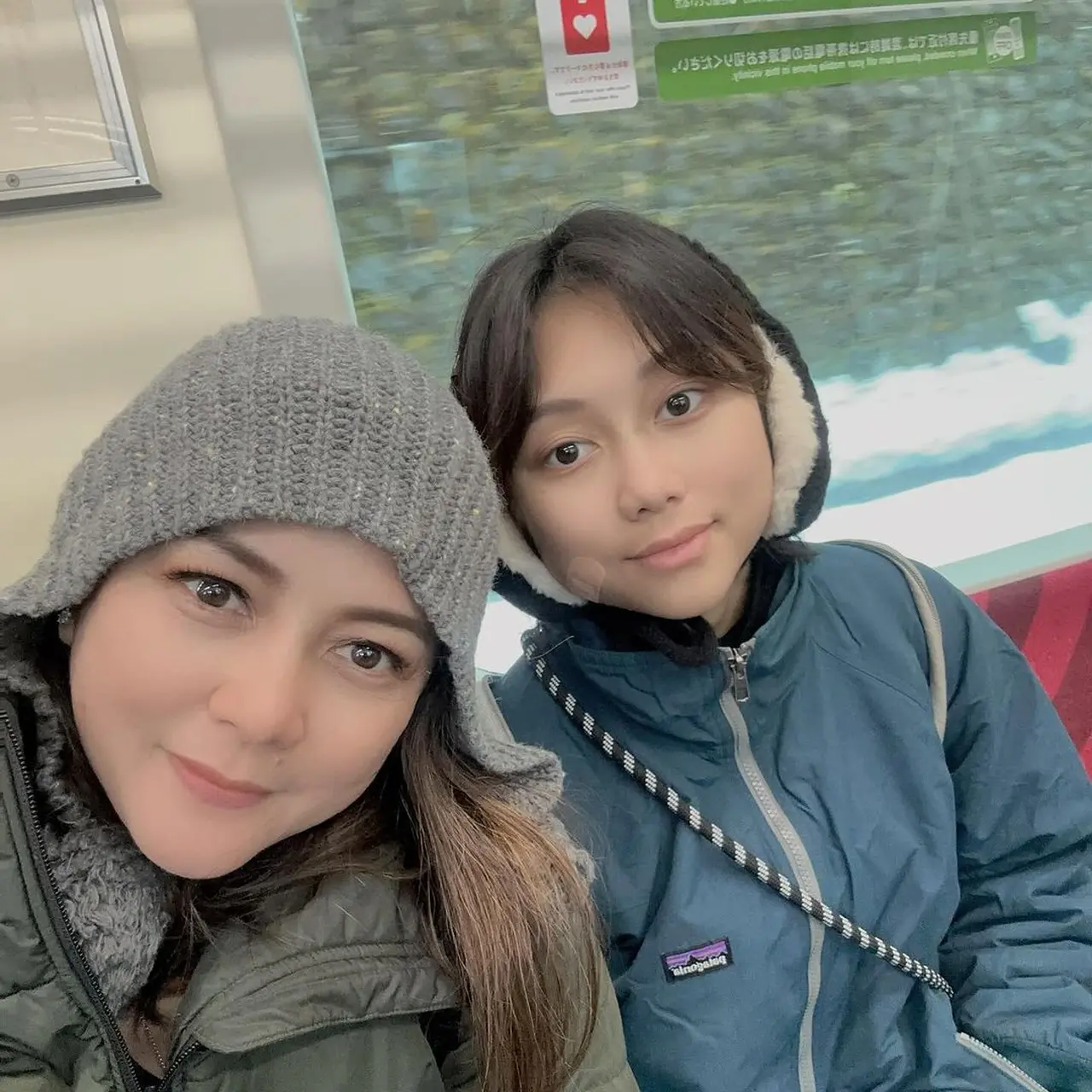 6 Potret Moudy Wilhelmina 'Ratu Antagonis' Era 2000-an Bareng Anak, Bak ...