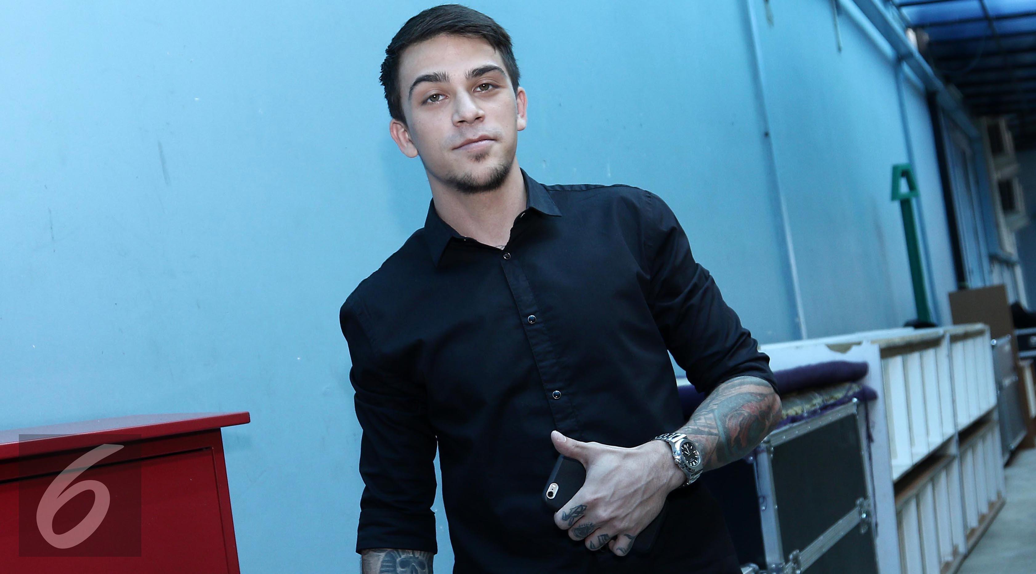 ‎Ditangkap Kasus Narkoba, Begini Kata Anak Ayu Azhari - ShowBiz ...