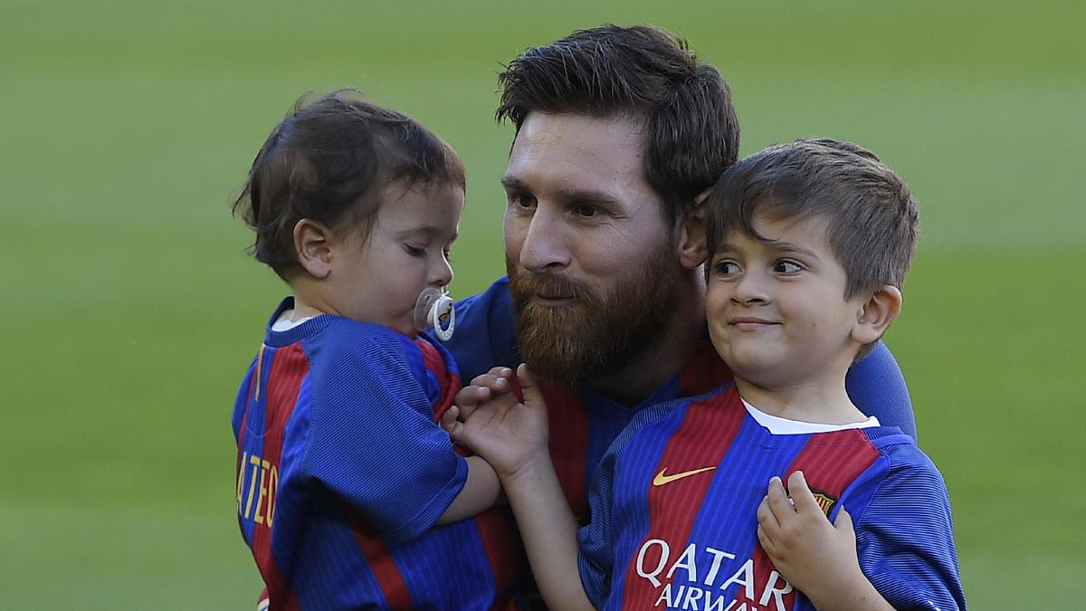 Seperti Mateo Messi, 7 Anak Bintang Sepak Bola Dunia Ini Punya Wajah ...