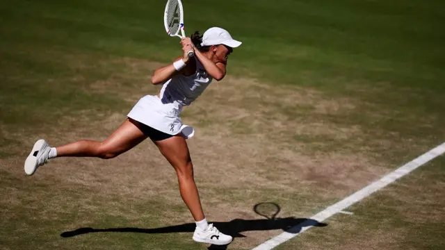Kocak! Iga Swiatek Tak Perlu Ambil Diam-Diam Lagi, Wimbledon Hadiahkan ...