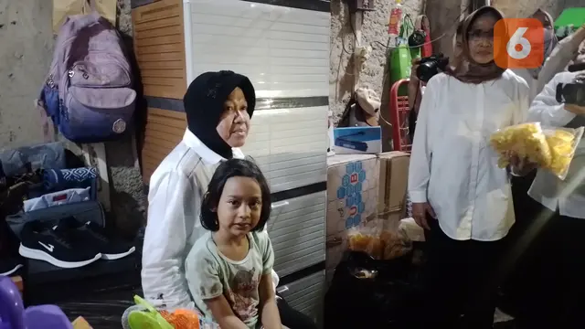 Kisah Haru Bocah Kelas 1 SD di Sukabumi, Bantu Sang Ibu Berjualan ...