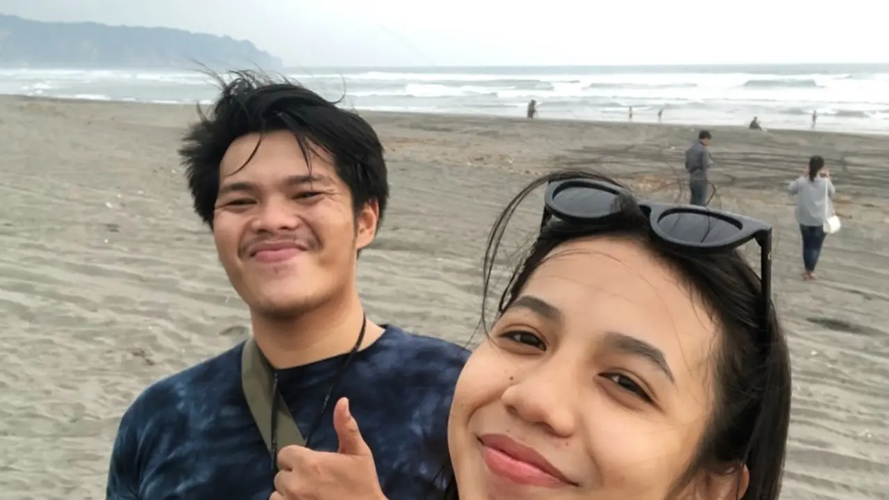 Ingat Memet Musuh Si Entong? Ini 7 Potret Terbarunya Sudah Punya Kekasih - Hot Liputan6.com