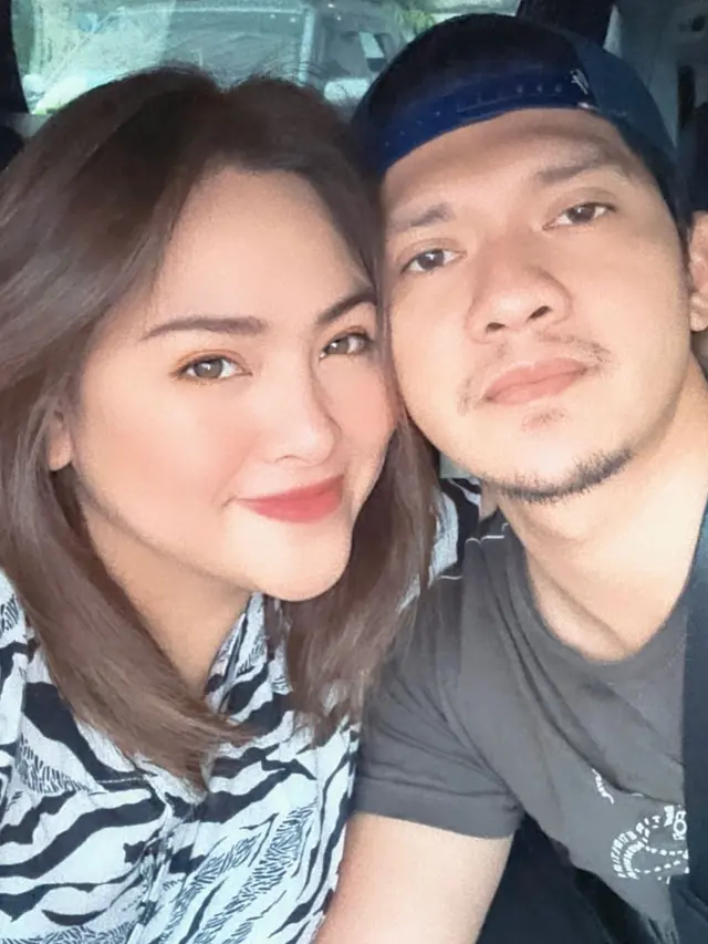 11 Tahun Menikah, Ini 8 Potret Audy Item dan Iko Uwais yang Tetap Mesra ...