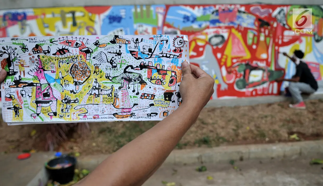 FOTO: Menata Estetika Ruang Publik, Seniman Membuat Mural di TIM - Foto ...