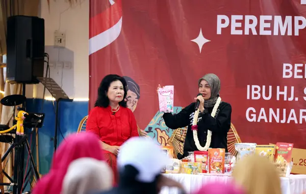 Almas Tsaqibbirru Mahasiswa Solo Yang Gugatannya Dikabulkan Mk Mengaku