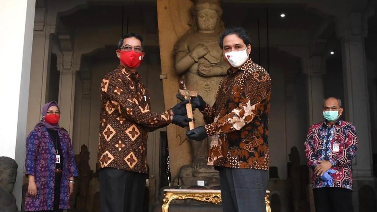 Istana Serahkan Keris Bugis ke Museum Nasional Indonesia - News ...