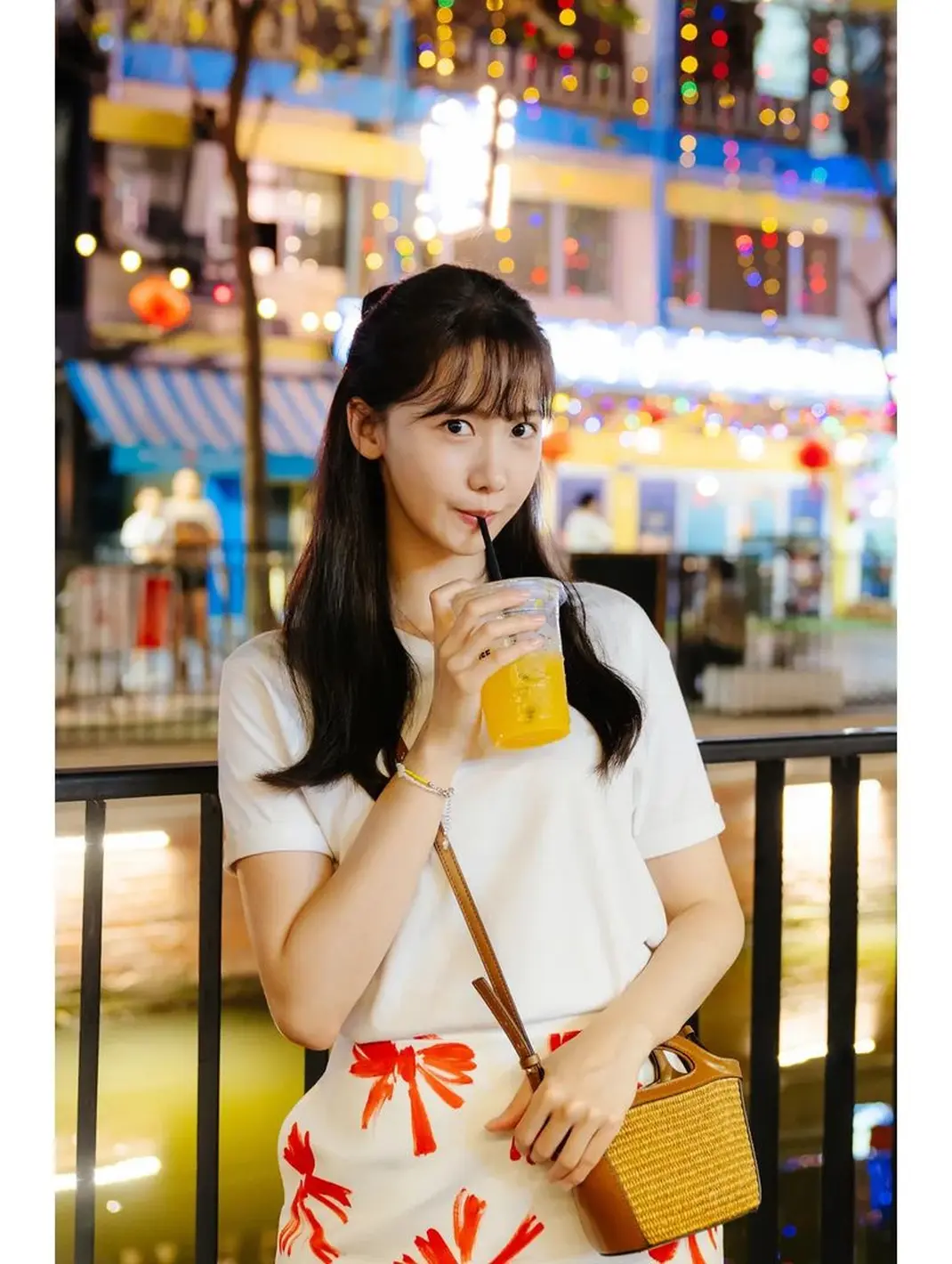 6 OOTD Yoona saat Syuting King The Land di Thailand, Inspirasi Outfit ...