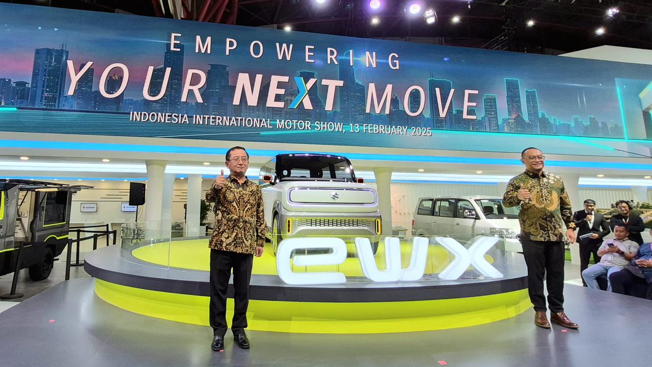 Suzuki eWX Tampil Perdana di IIMS 2025, Simbol Inovasi dan Mobilitas ...