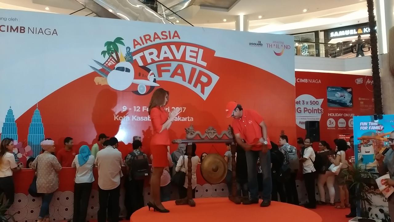 Tiket Pesawat Setengah Harga? Kejar di AirAsia Travel Fair 2017