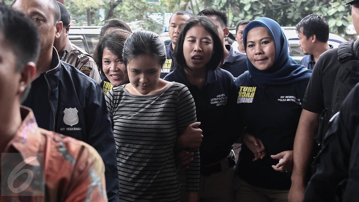 Senyum dan Sikap Tenang Jessica Wongso - News Liputan6.com