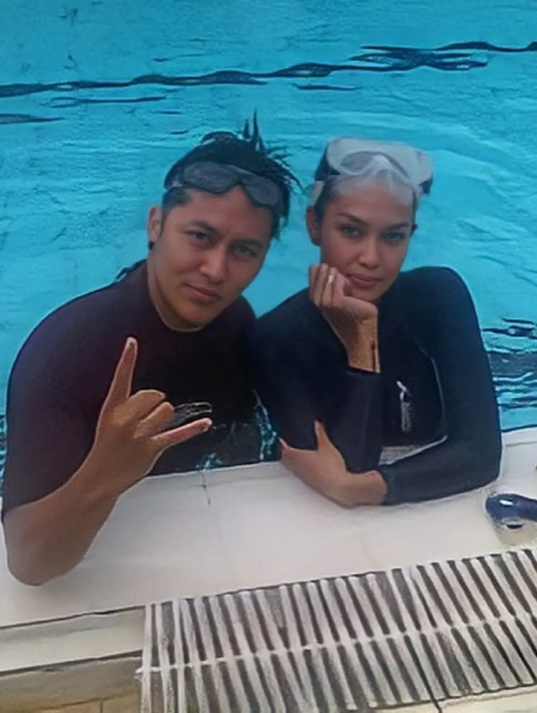 8 Tahun Menikah, Berikut Potret Kemesraan Demian Aditya dan Sara Wijayanto