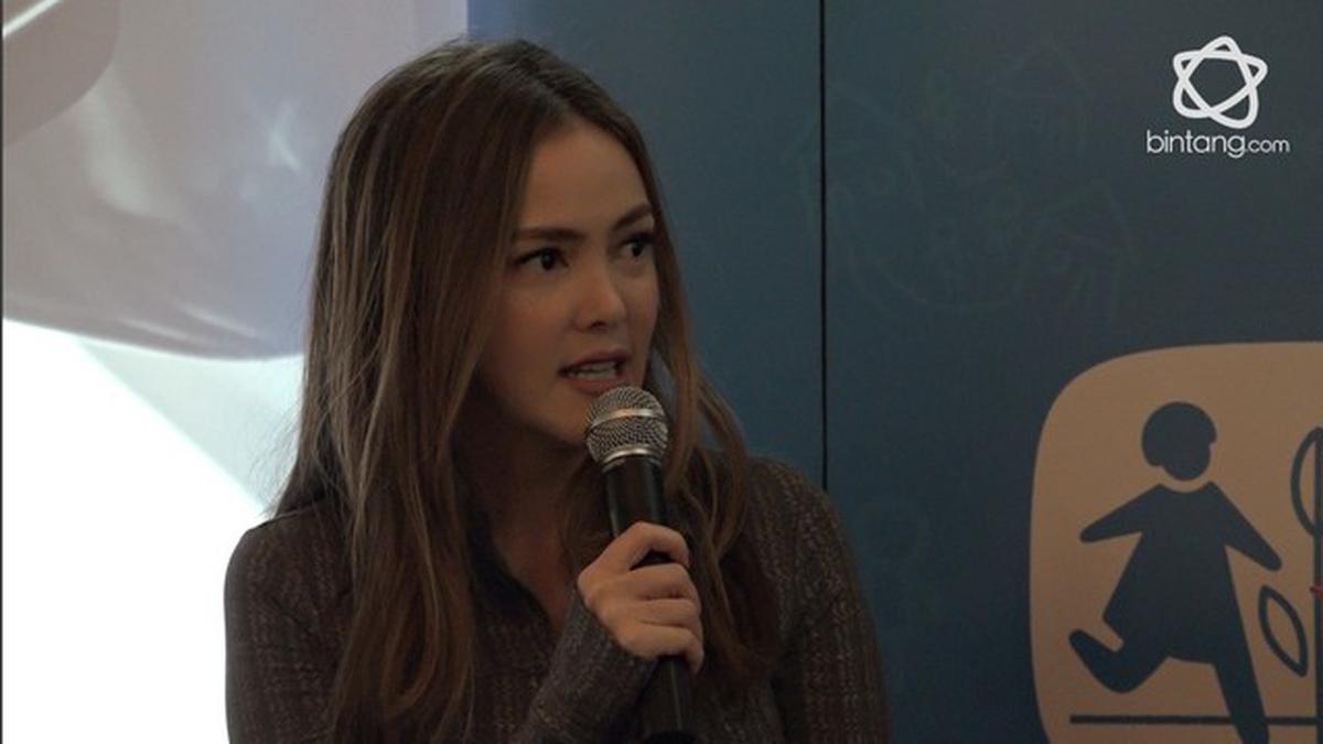 Perjuangan Cathy Sharon Mengurus Anak - Entertainment Fimela.com