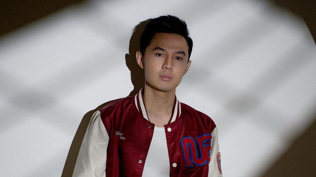 Pesinetron Ganteng Ganteng Serigala Fahri Azmi Kini jadi Pejabat PPAT ...