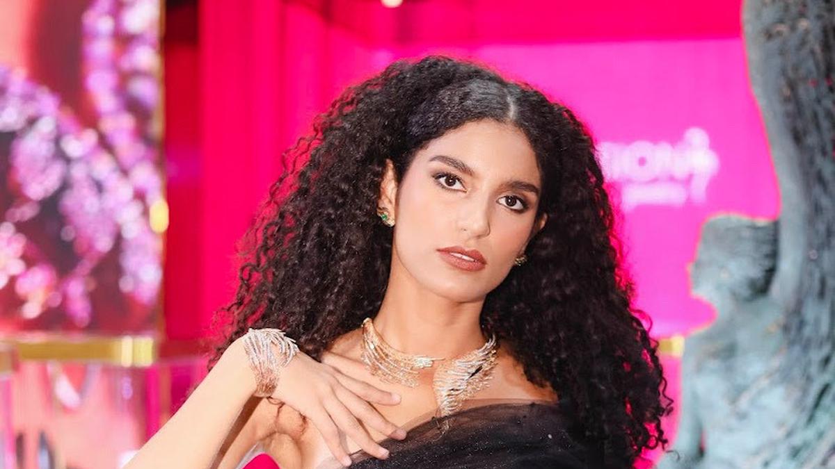 Kolaborasi Perhiasan dan Seni Menciptakan Koleksi Cinta Tanpa Syarat ...