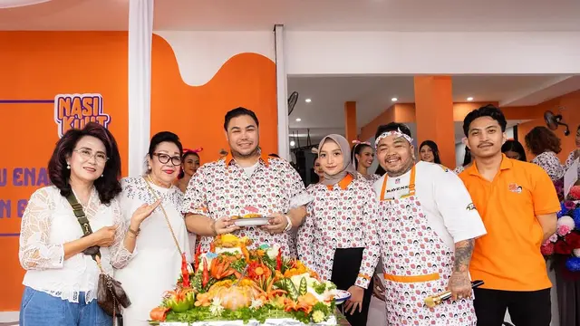 Ivan Gunawan Buka Bisnis Kuliner Baru, Harga Mulai 15 Ribu dan Bikin ...