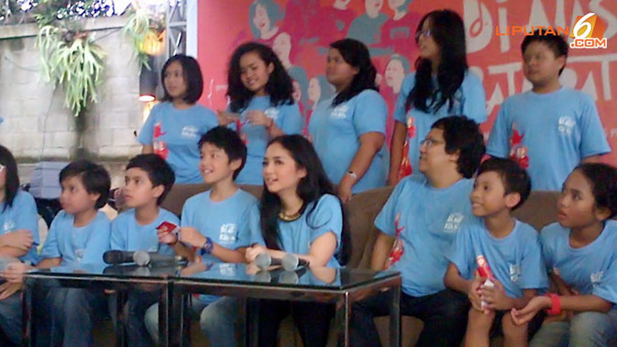 Menanti Panggung Penuh Kejutan di Konser Di Atas Rata-Rata - ShowBiz ...