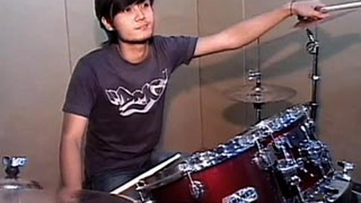 The Lotic, Band Baru Gilbert Marciano - ShowBiz Liputan6.com