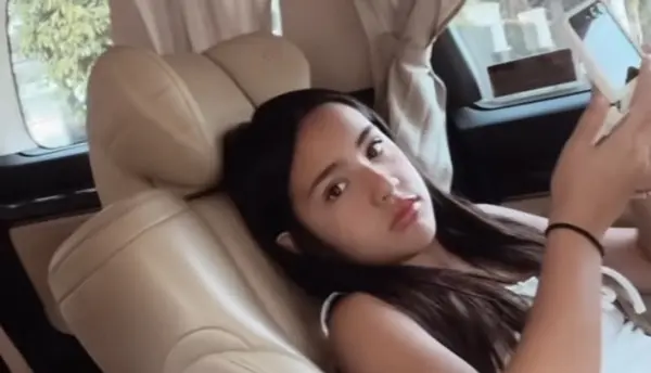 5 Perbandingan Visual Mulan Versi Live Action dan Animasi - ShowBiz Liputan6.com