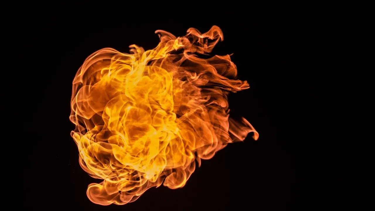 9 Manfaat Api dalam Kehidupan Manusia, Jadi Sumber Cahaya dan Energi ...