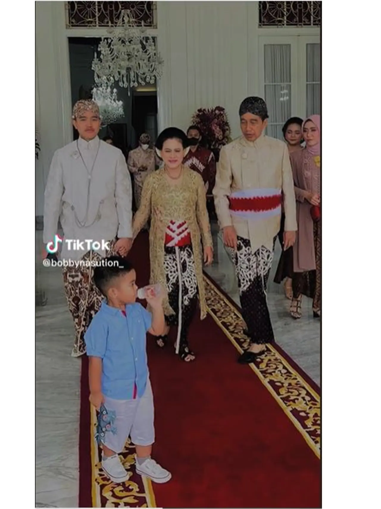 7 Potret Tingkah Kocak Nahyan di Momen Pernikahan Kaesang-Erina, Curi Perhatian - Hot Liputan6.com