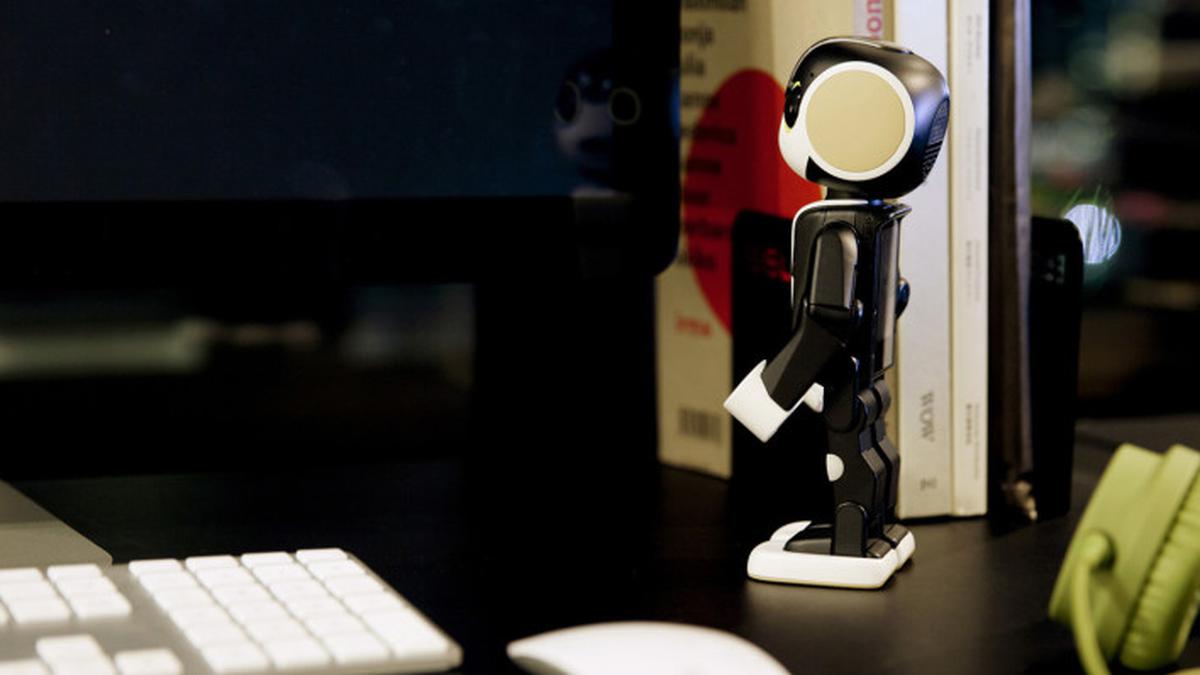 Begini Penampakan Smartphone Robot Sharp Seharga Rp 23 Juta - Tekno ...