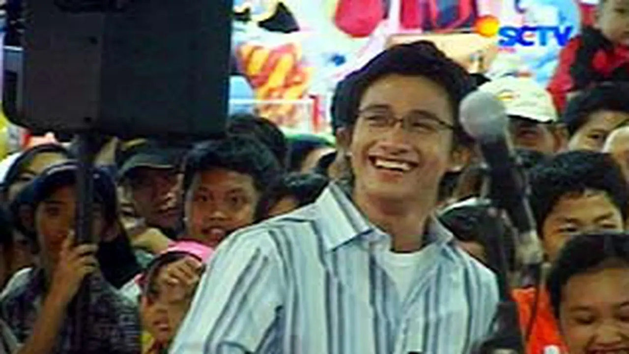 Nonton, Cara Adi Firansyah Ngabuburit - ShowBiz Liputan6.com