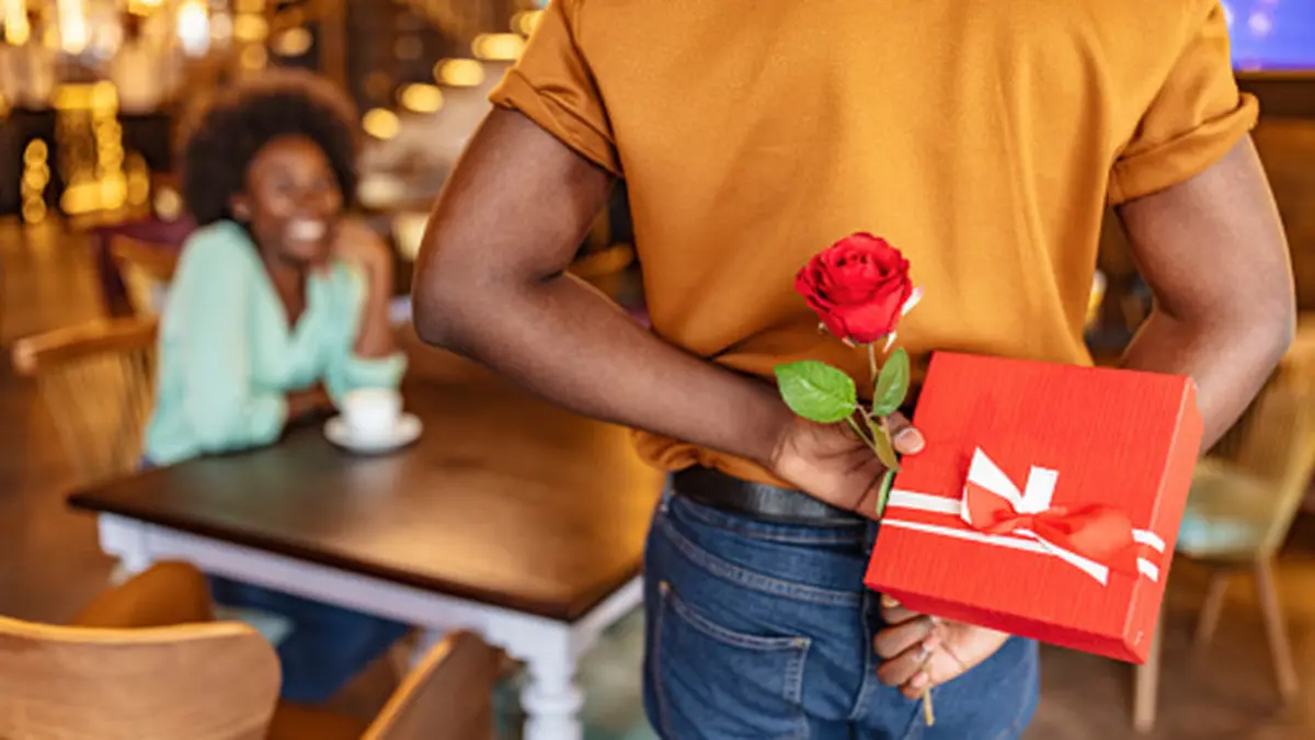Ucapan Valentine Bahasa Inggris Terbaru - Berita, Foto, Video | Fimela.com