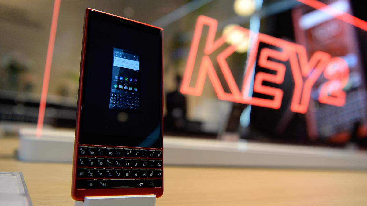 Monet, Kode Nama Smartphone Flagship Baru Milik BlackBerry? - Tekno ...