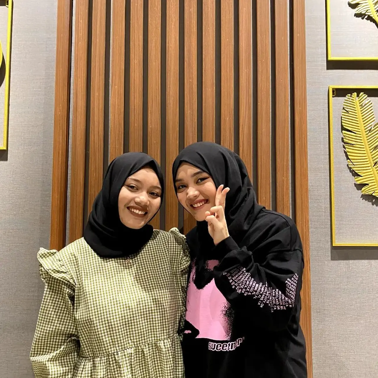 6 Potret Sipa Jamilah 'Kembaran' Putri Delina, Pernah Bertemu dan Foto Bareng - Hot Liputan6.com