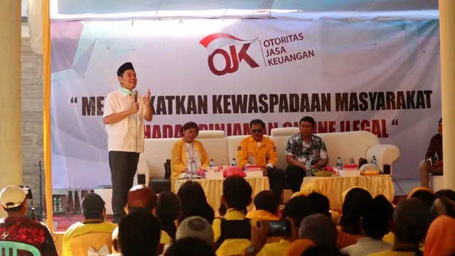 Edukasi Warga Banyuwangi agar Terhindar Pinjol Ilegal - Surabaya Liputan6.com
