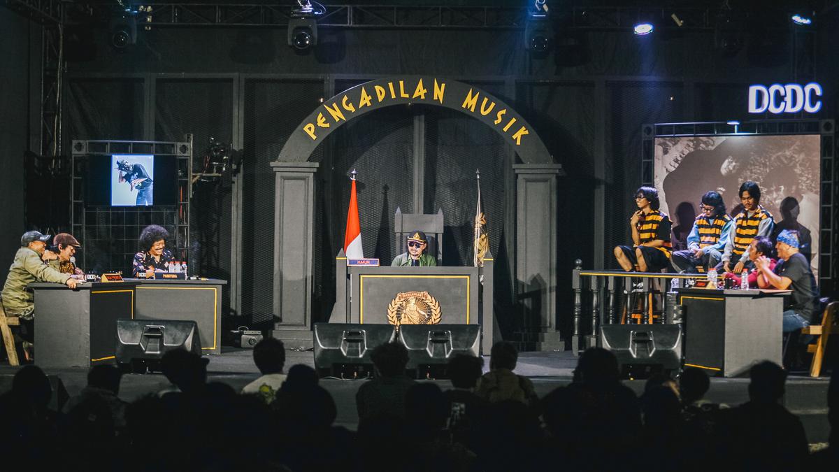 Band Dongker Disidang di DCDC Pengadilan Musik, Bahas Album Ceriwis ...