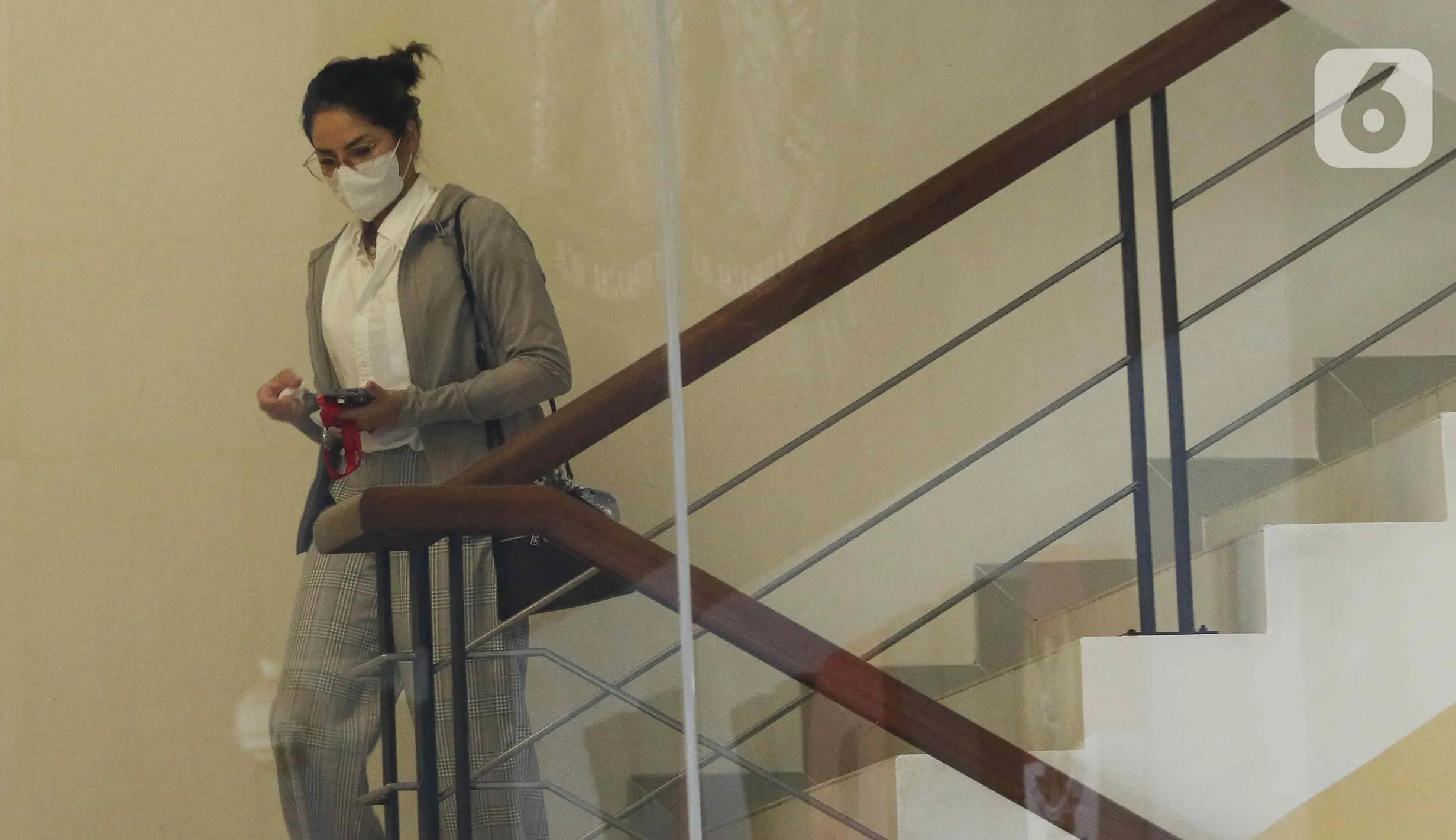 Usai Diperiksa KPK Terkait Dugaan TPPU, Windy Idol Irit Bicara - Foto Liputan6.com