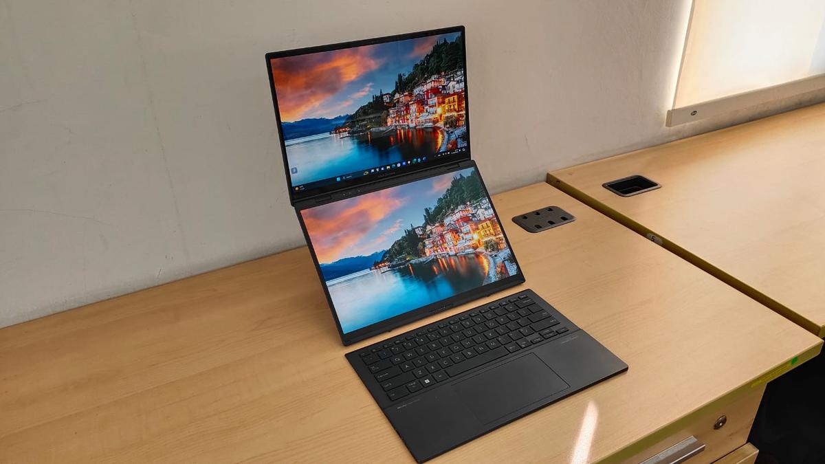 Review Asus Zenbook Duo 14 Oled Ux8406ma, Laptop Dua Layar Buat Si ...