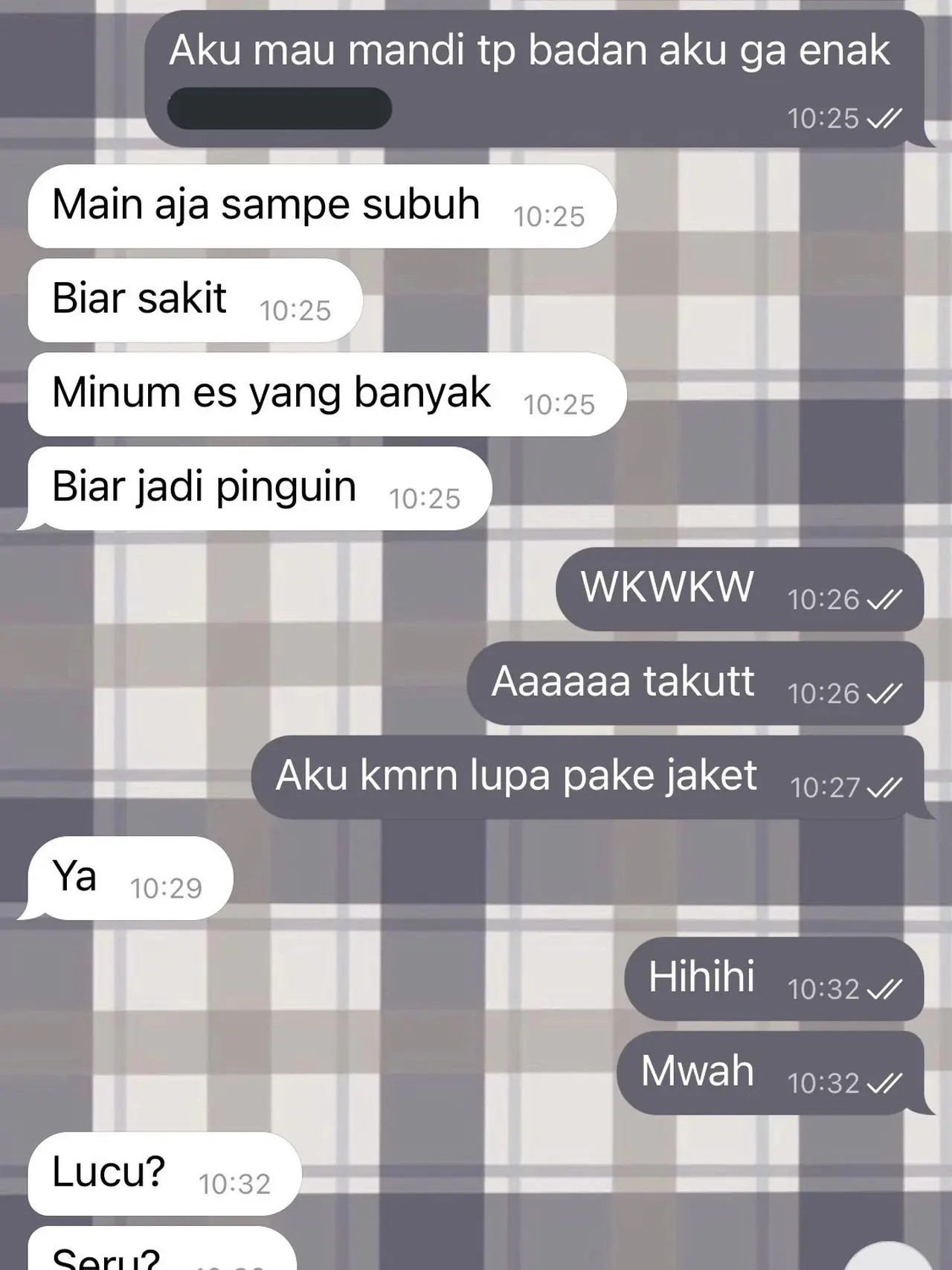 6 Chat Cowok Perhatian ke Pacarnya Ini Bikin Senyum-Senyum - Hot ...