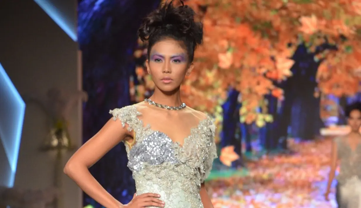 Sekuen Busana Cocktail III - Photo Fimela.com