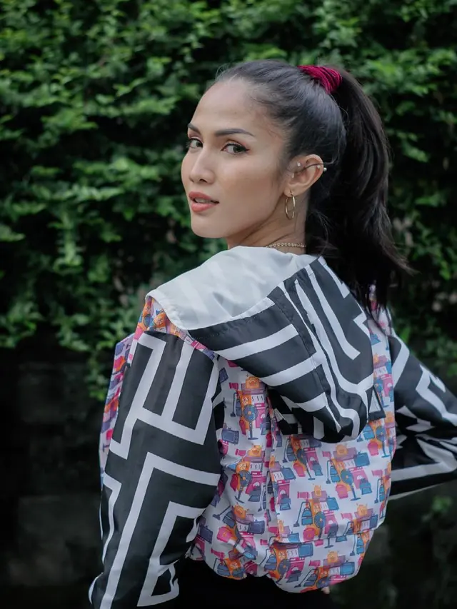 10 Tahun Berlalu, Ini 6 Potret Terbaru Aulia Sarah Pemeran Nada di ...