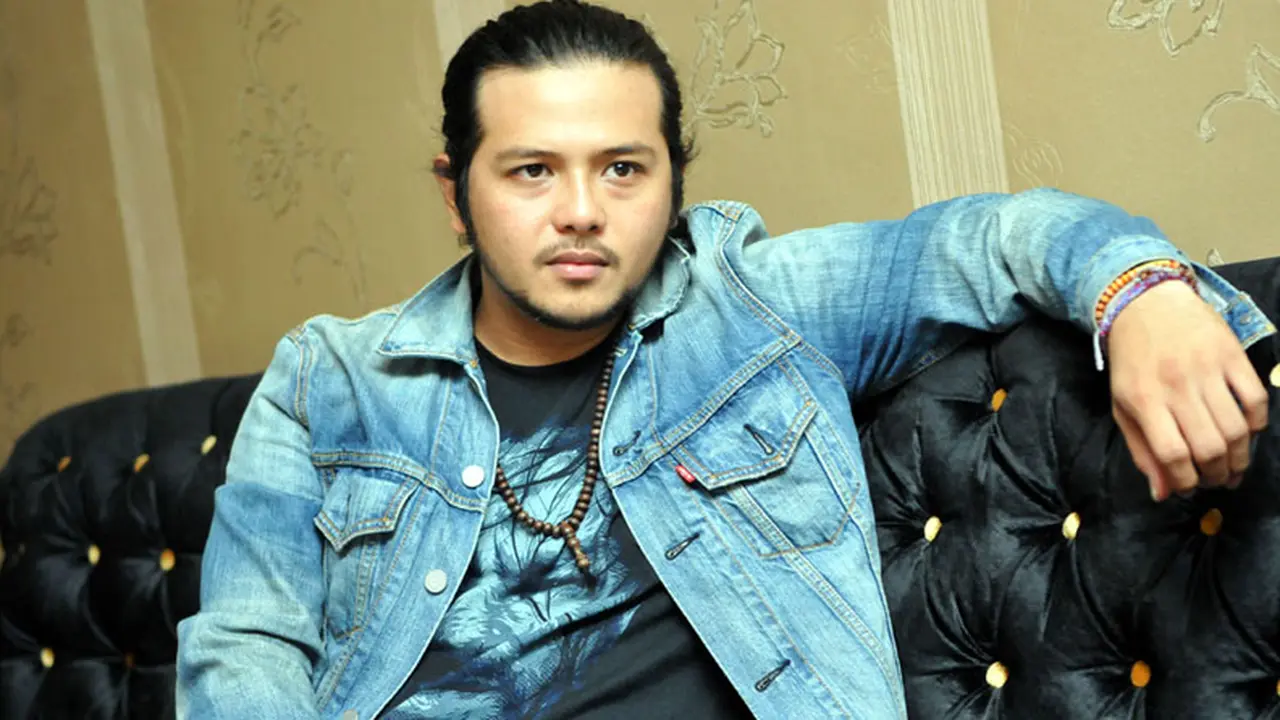 Ramon Y. Tungka Serius Jalani Bisnis Travel Adventure - ShowBiz ...