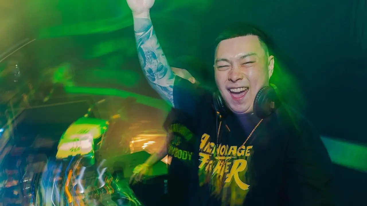 William Wijaya Terjun ke Dunia Musik dan Dikenal Sebagai DJ WW, Setelah ...