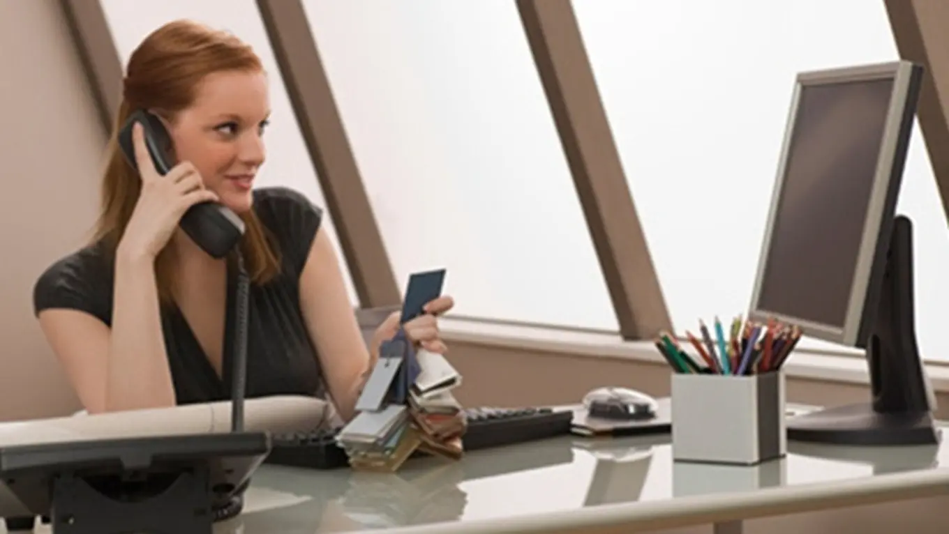 Meja Kerja Rapi, Kerja Jadi Lebih Semangat.. Ini Tipsnya